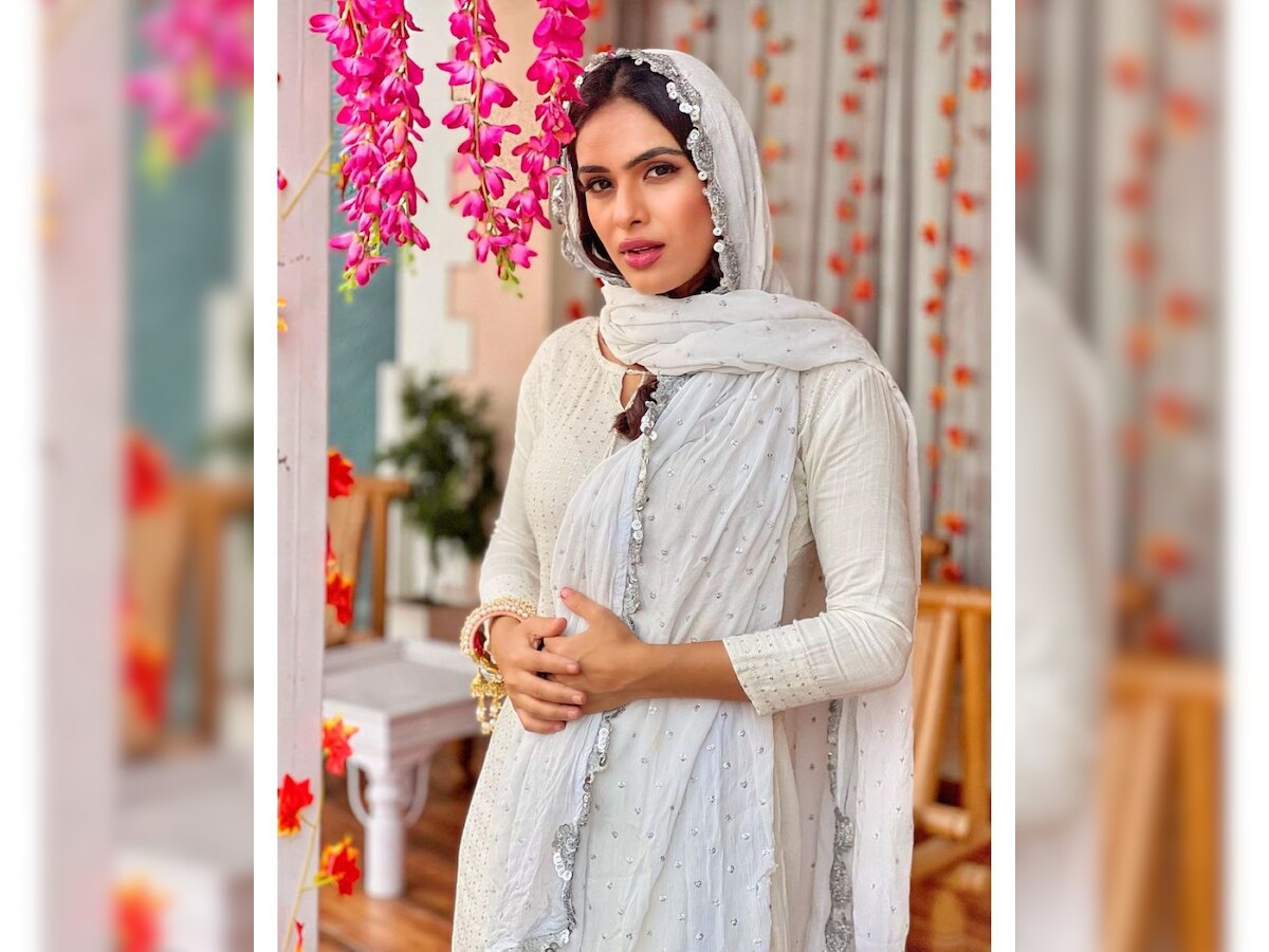 Neha Malik Stunning look in indigenous style | Neha Malik: देशी लुक में ...
