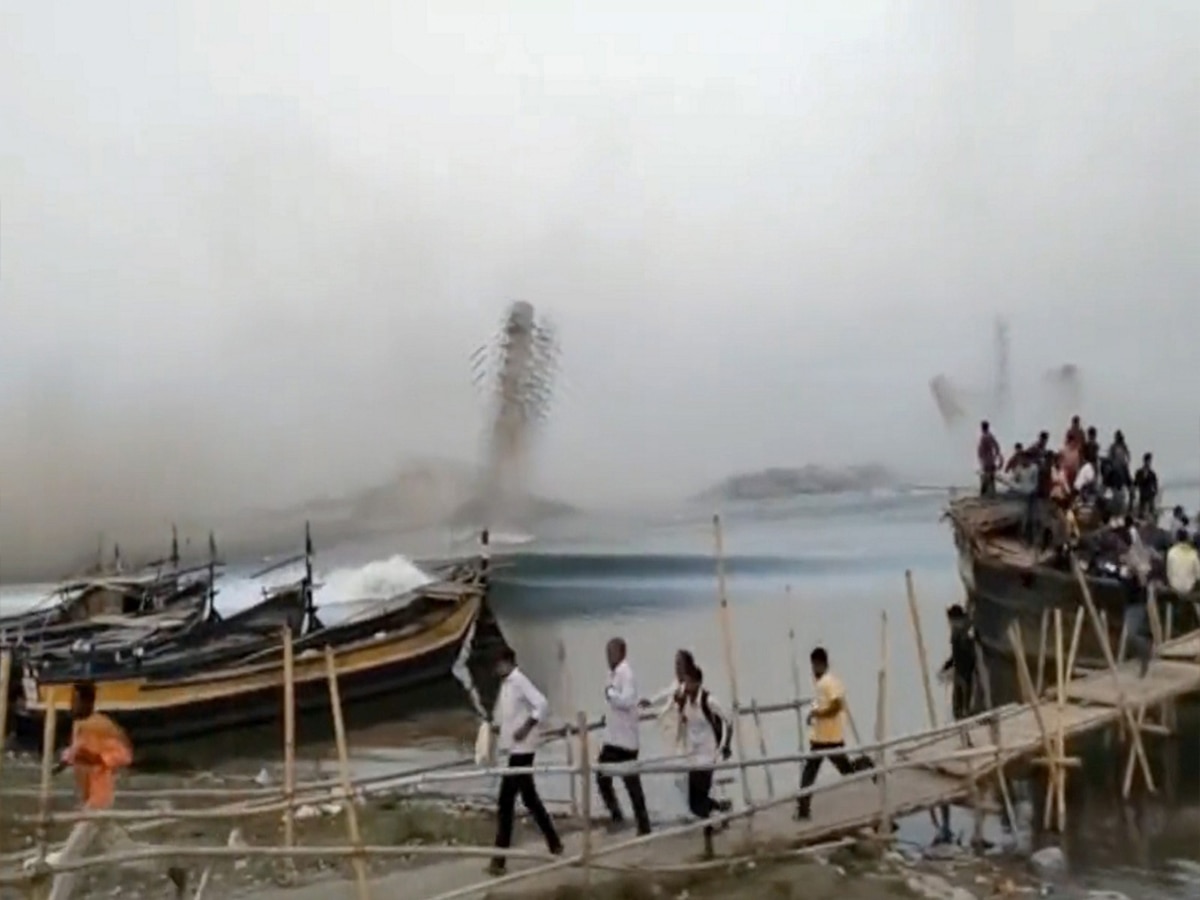 Bihar Bridge Collapse see Story of massive bridge collapse in Bihar in ...