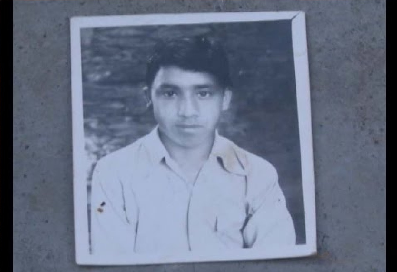 UP CM Yogi Adityanath 51 Birthday See Ajay Singh Bisht childhood ...
