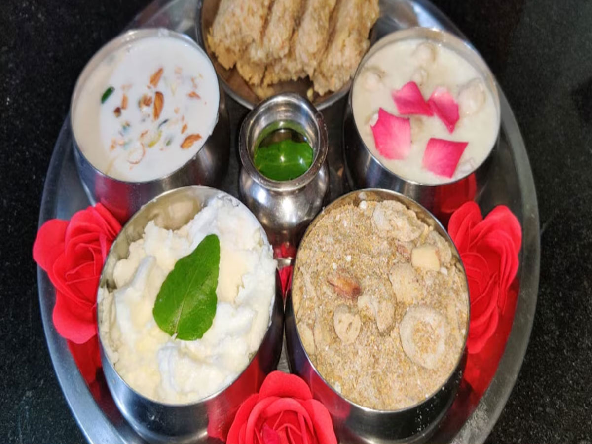 puja path niyam worship rules Do not these mistakes while offering Prasad to God naivedyam ...