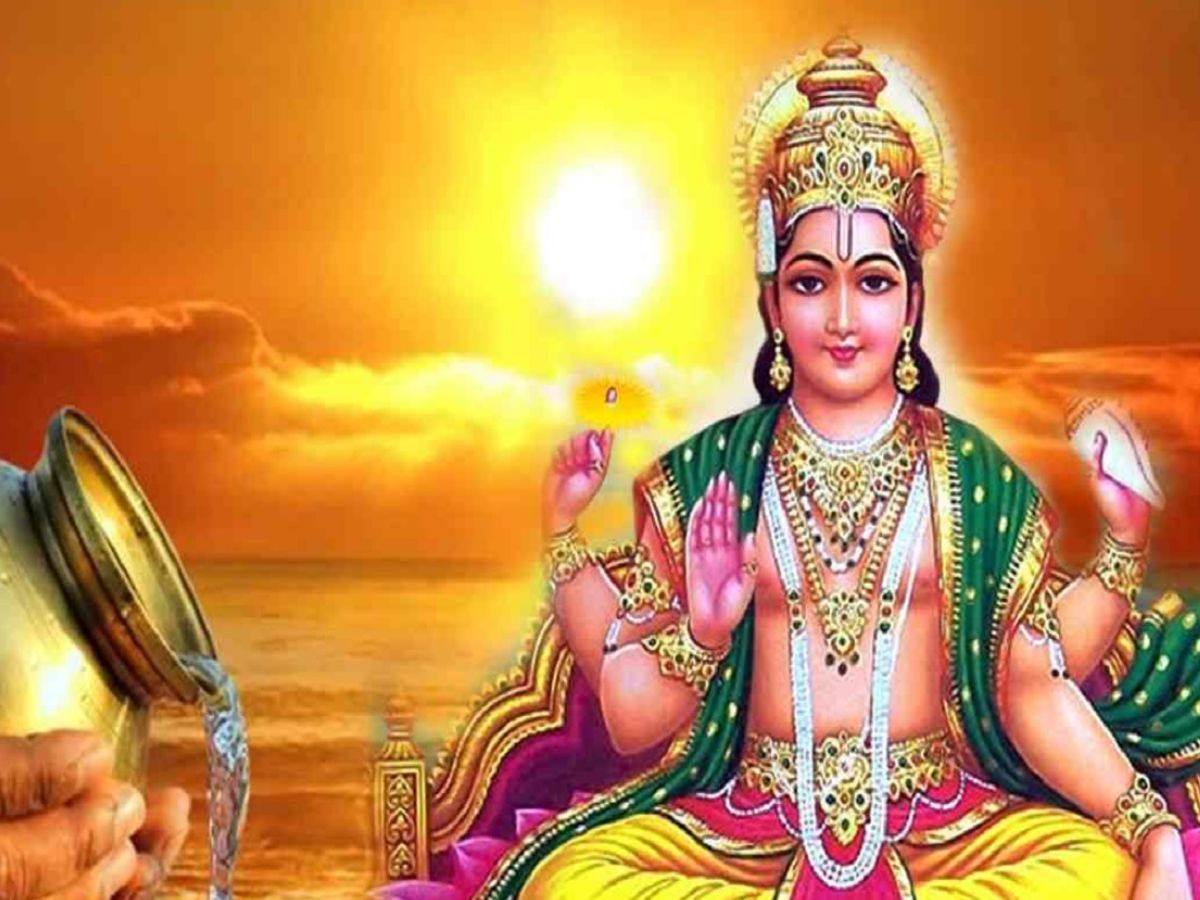 raviwar upay chat these mantra during offer jal to surya dev on sunday ...