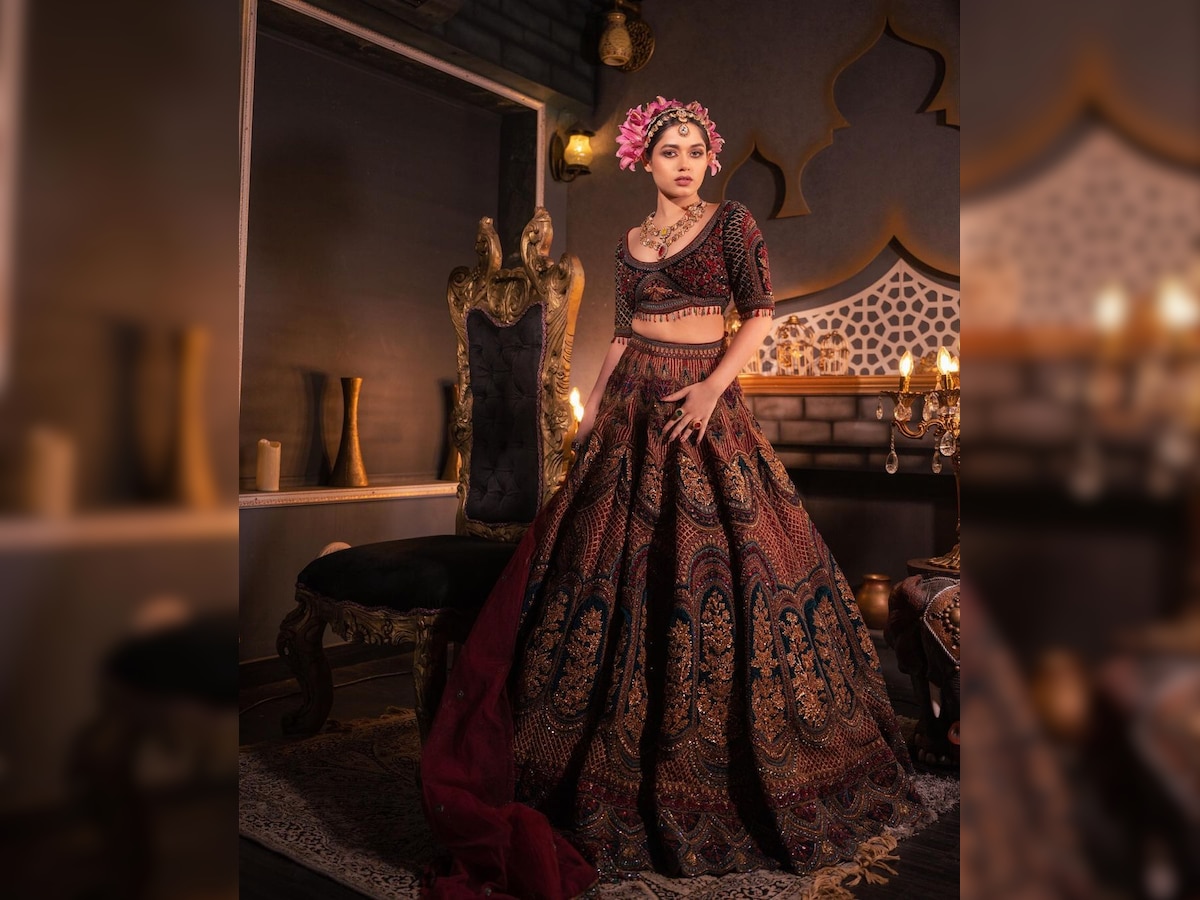 Jannat zubair shared a latest photos on Instagram in lehanga