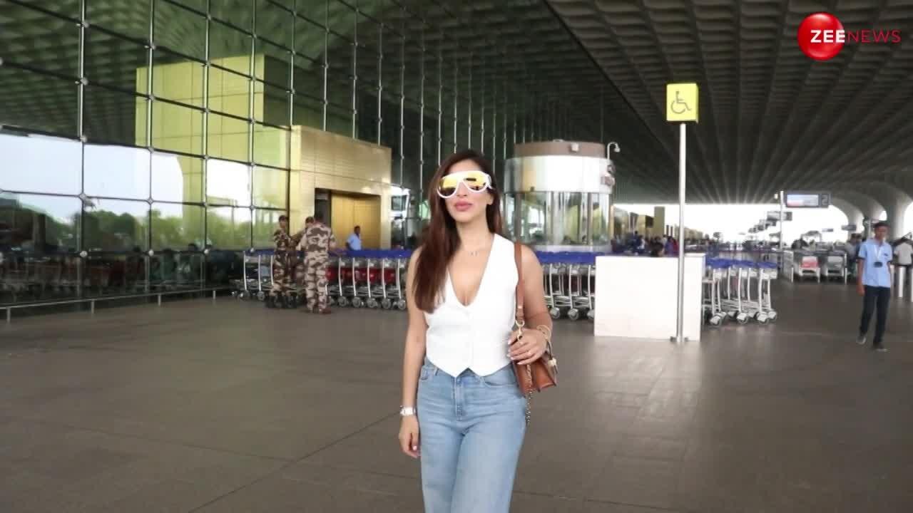 body flasher actress sophie chaudry got worstly trolled for wearing big shades | Sophie Chaudry ...