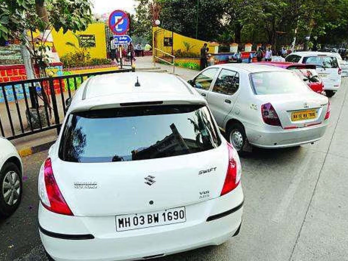 Nitin Gadkari announce send wrongly parked vehicle picture and get rs ...