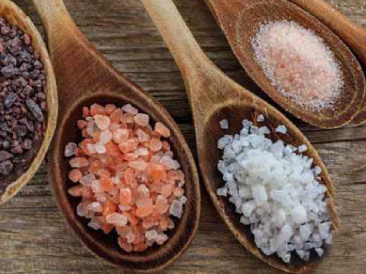 astro tips for salt in hindi Namak ke totke upay arthik tangi karj ...