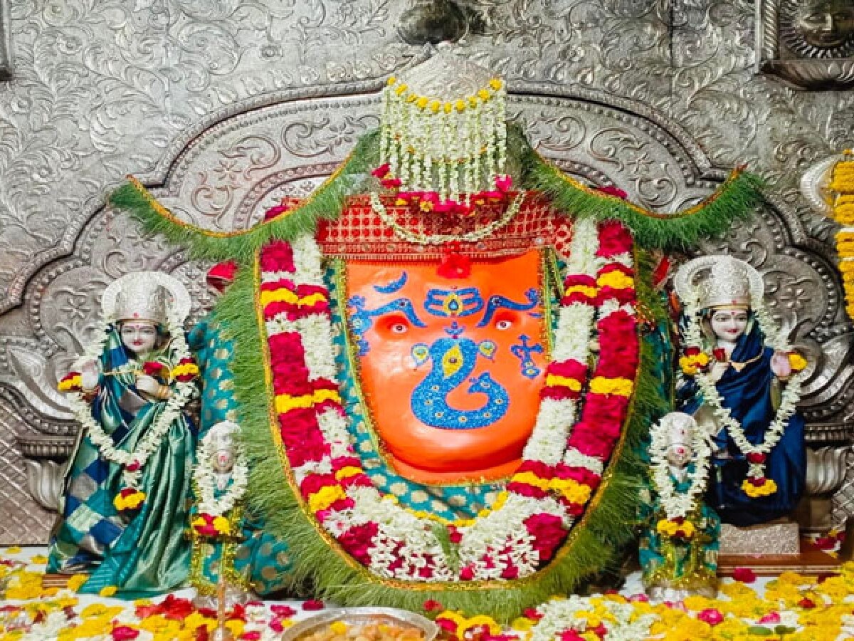 Indore Khajrana Ganesh Mandir Management Deposit Rs 1.81 Crore In Bank ...