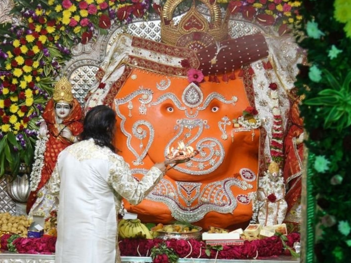 Indore Khajrana Ganesh Mandir Management Deposit Rs 1.81 Crore In Bank ...