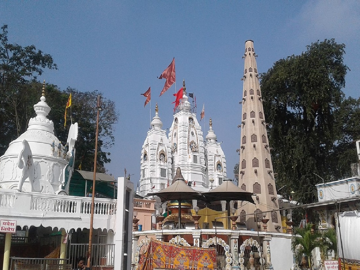 Indore Khajrana Ganesh Mandir Management Deposit Rs 1.81 Crore In Bank ...