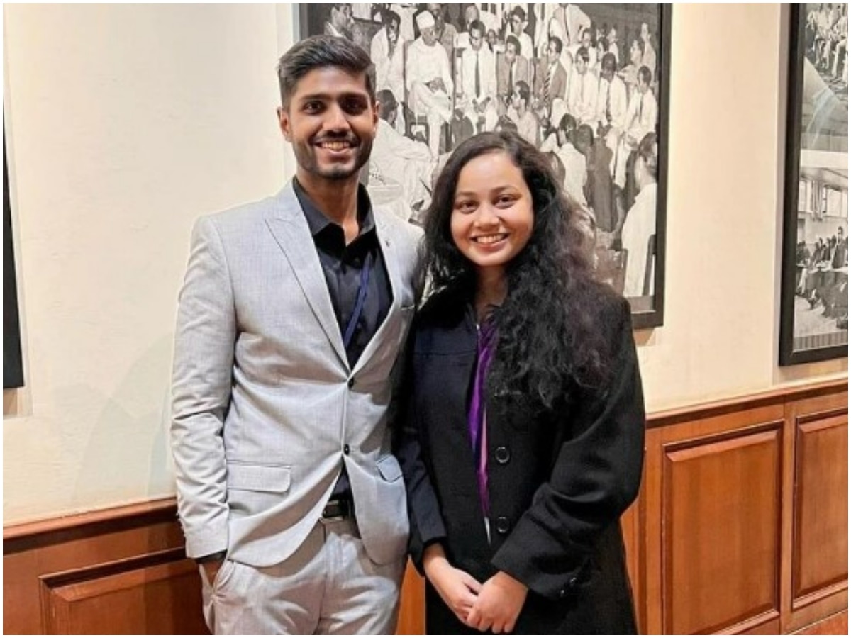 Who is IPS Manish Kumar how he meet IAS tina dabi sister IAS riya dabi ...