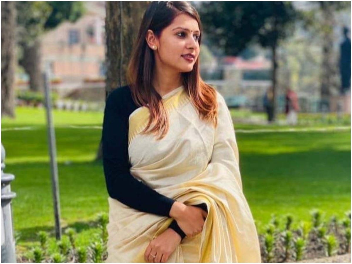 IAS Ankita chaudhary salary wiki biography success story and more details | UPSC Story: मां की ...