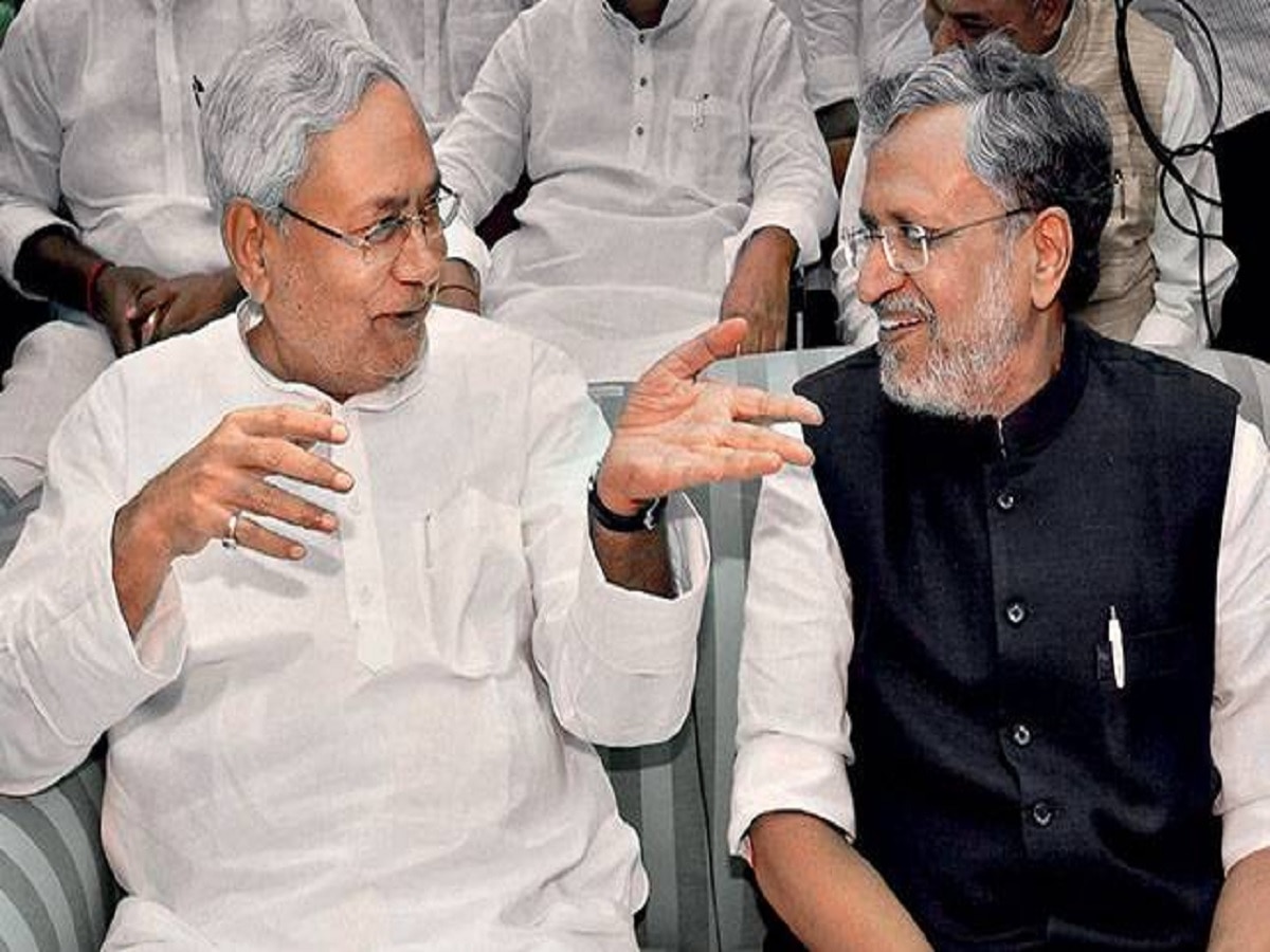 Sushil Modi also reached Raj Bhavan after meeting Nitish Kumar Governor ...