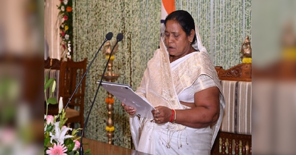 Jagarnath Mahto Wife baby devi Education Minister of Jharkhand ...