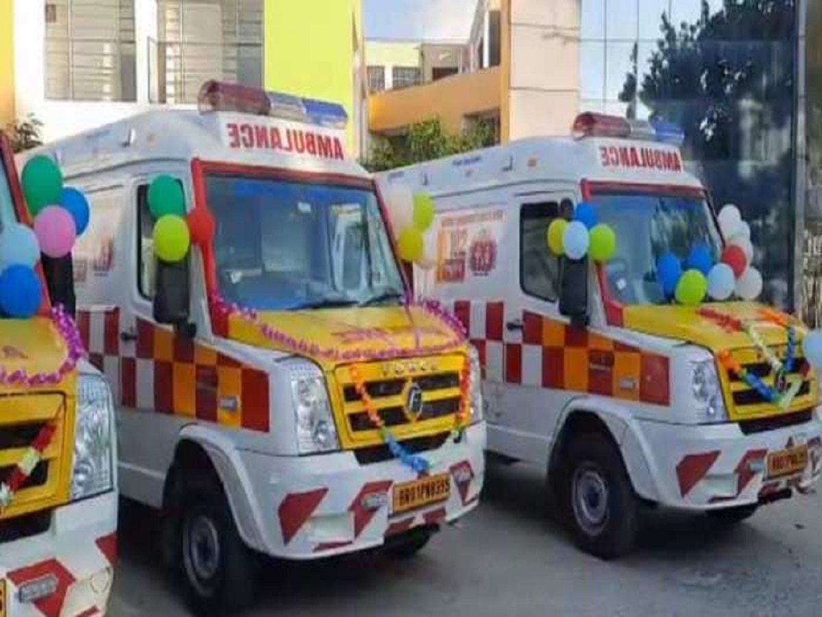 BMP jawan leg broken ambulance not found colleagues took him to ...