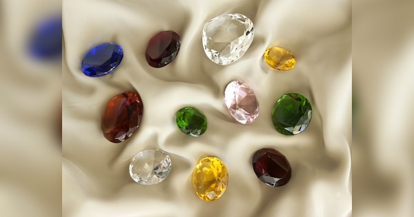 Gemstone Benefits wear these 5 ratna for bright future and career luck ...