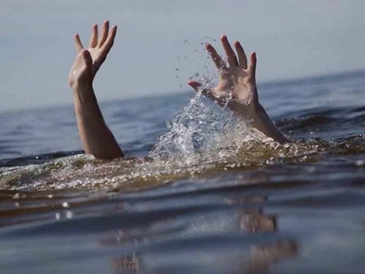 who is responsible Student dies due to drowning in Nawalgarh Sikar ...