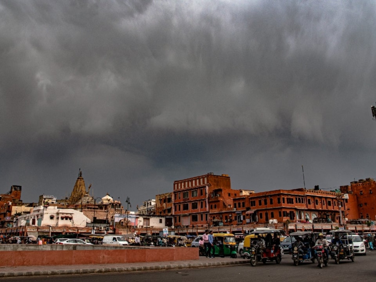 Rajasthan Weather monsoon arrived in jaipur water on Sirsi Road to ...