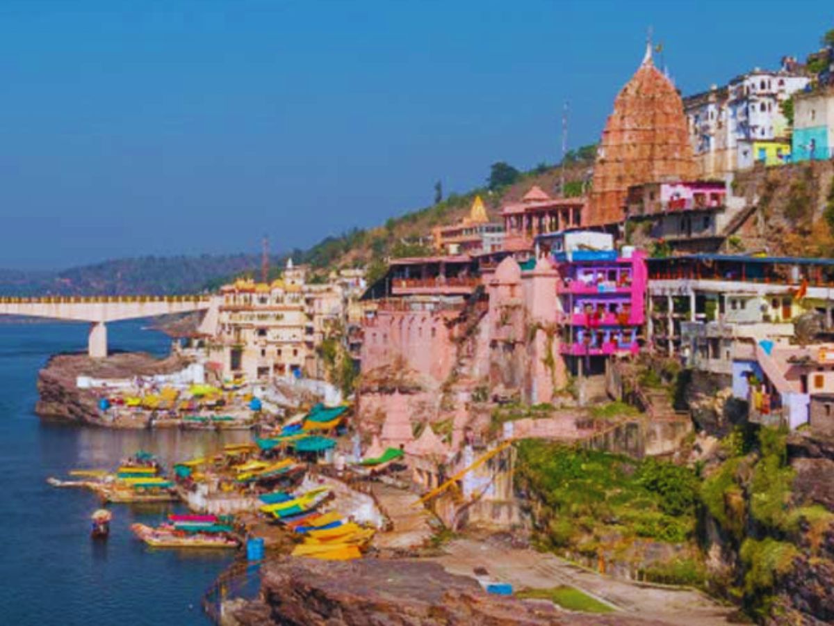 Khandwa Omkareshwar temple Fight with SDM in Case registered against ...