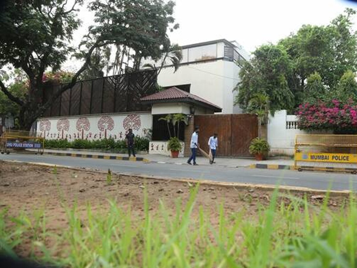 ଦେଖନ୍ତୁ ଅମିତାଭଙ୍କ 'Jalsa'ର ୟୁନିକ ପଏଣ୍ଟ | Amitabh Bachchan house jalsa ...