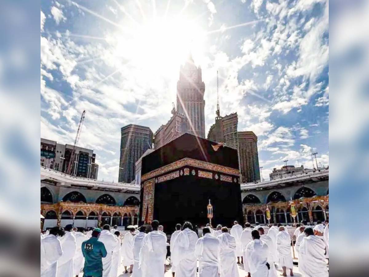 Sun to be exactly perpendicular above Holy Kaaba during 3 days