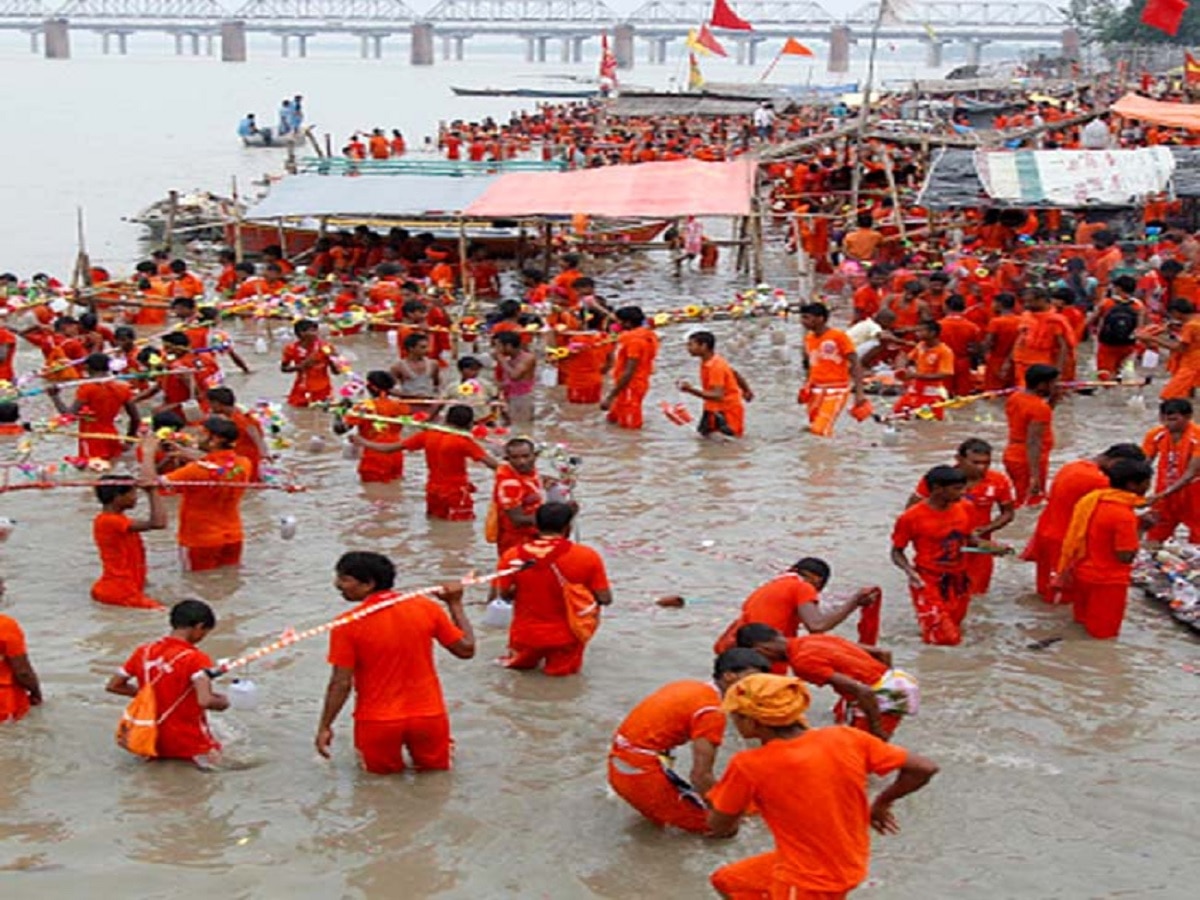 second Monday a crowd of devotees gathered at ghat chanting of Bol Bam ...