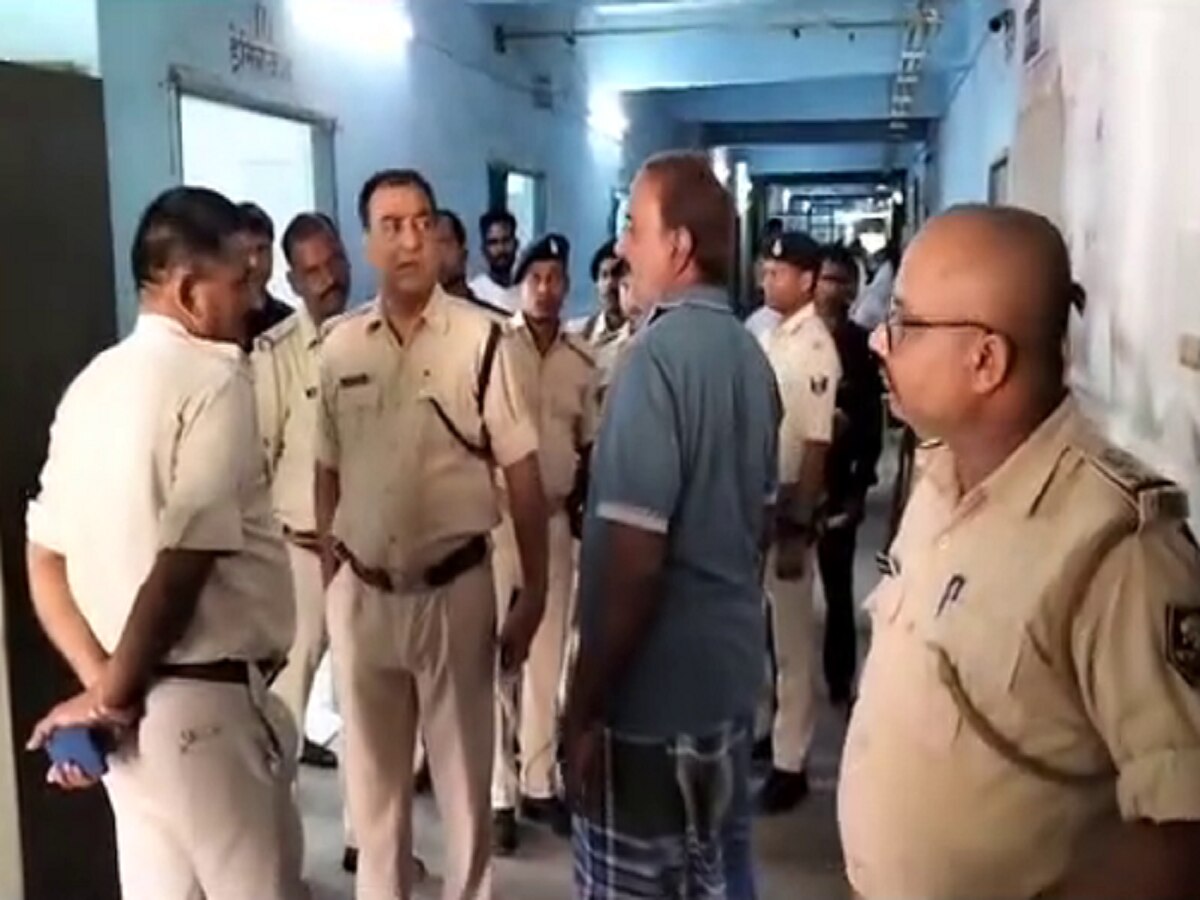 Bettiah firing cash over land dispute 2 people injured in firing ...