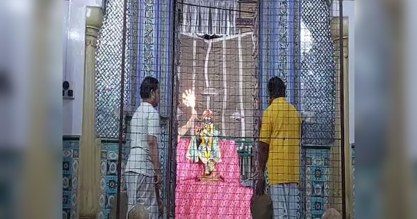 Karauli Madan Mohan Ji Temple Devotees Gathered On Somvati Amavasya