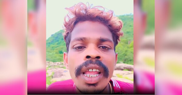Odisha Man hindi mashup songs sang so Unique style people laughed and ...