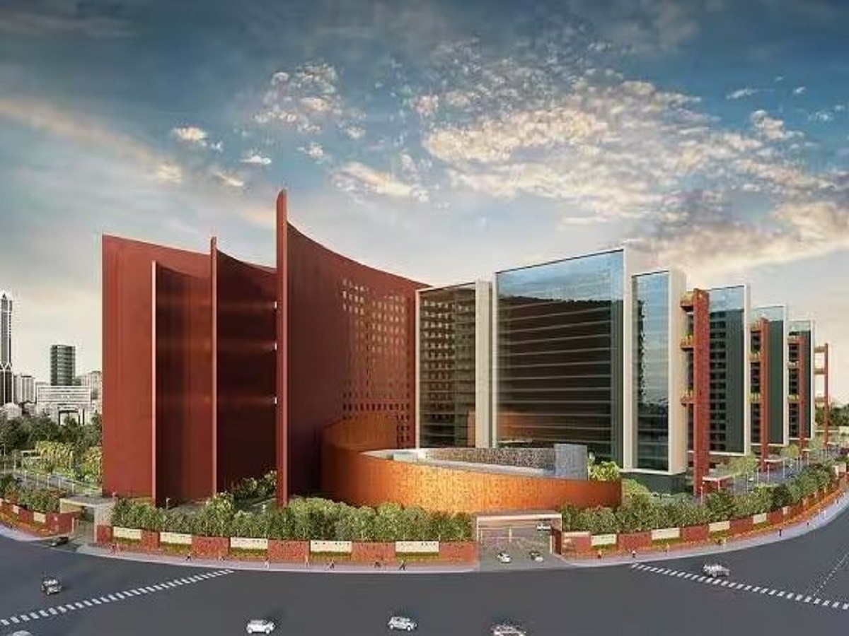 World's Largest Office Gujarat Surat Diamond Bourse see the inside ...