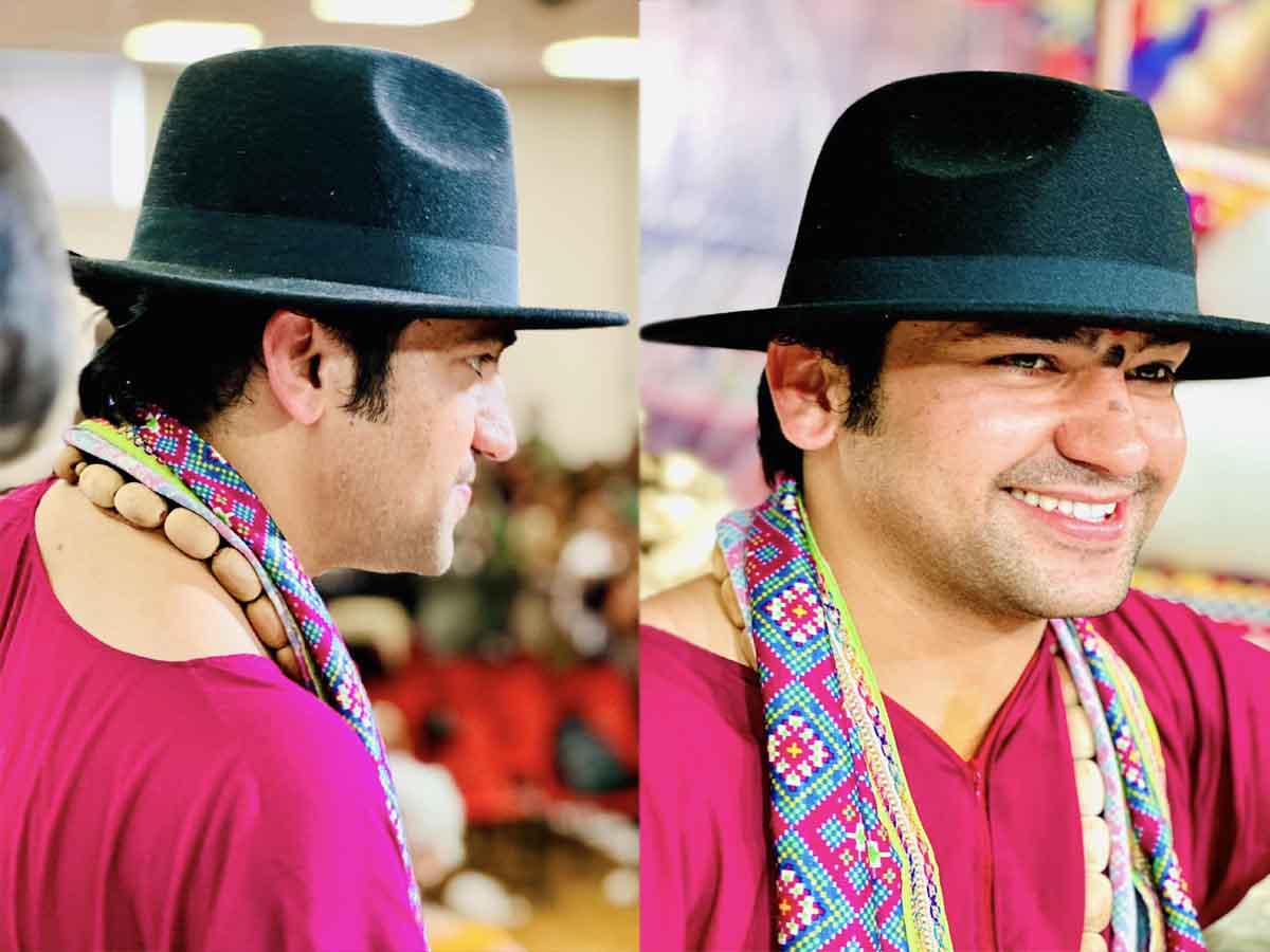 Pandit Dhirendra Shastri bageshwar sarkar in london black cap western ...