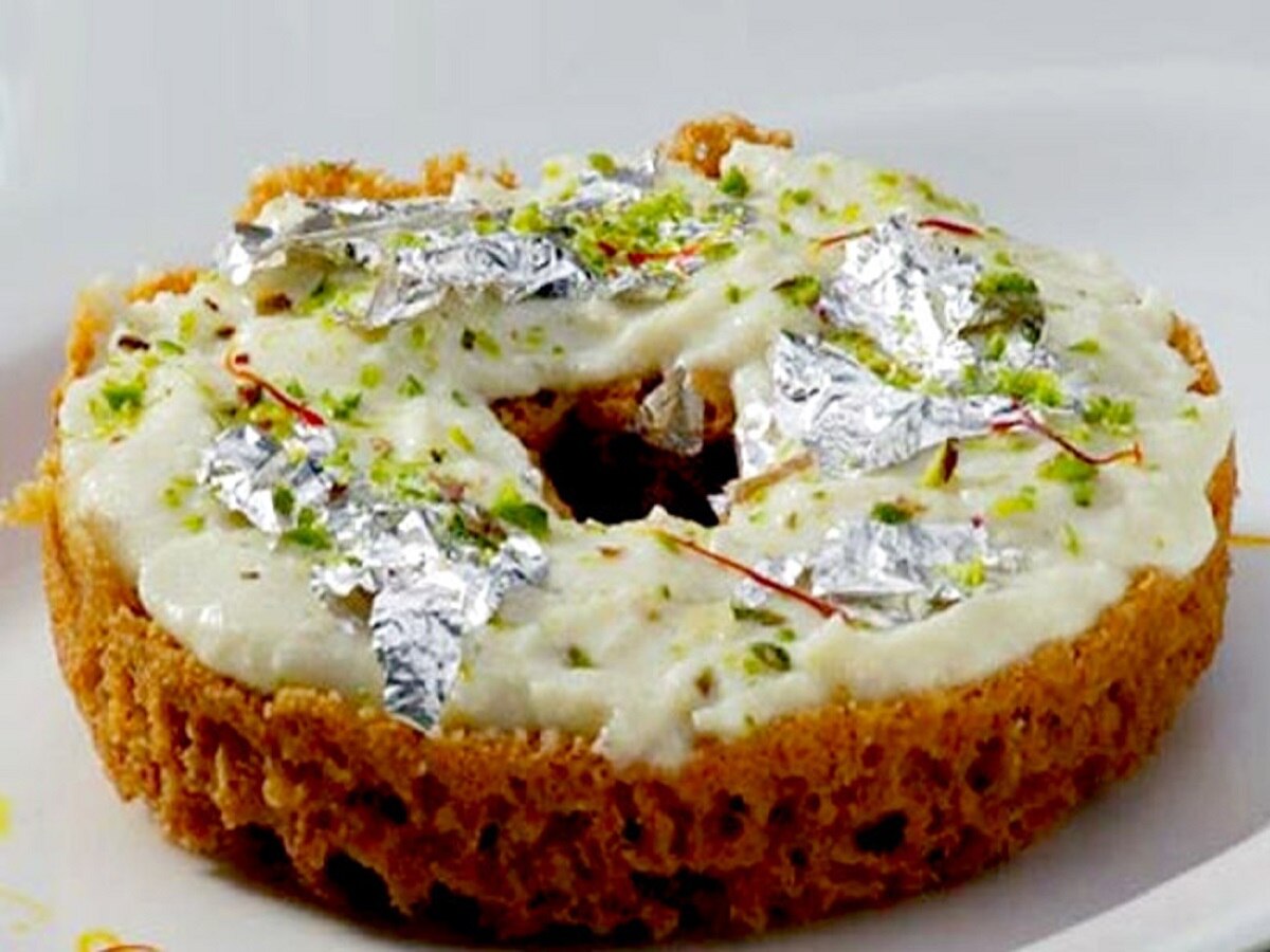 Ghewar in Shravan mass monsoon popular rajasthani Sweet know variety ...