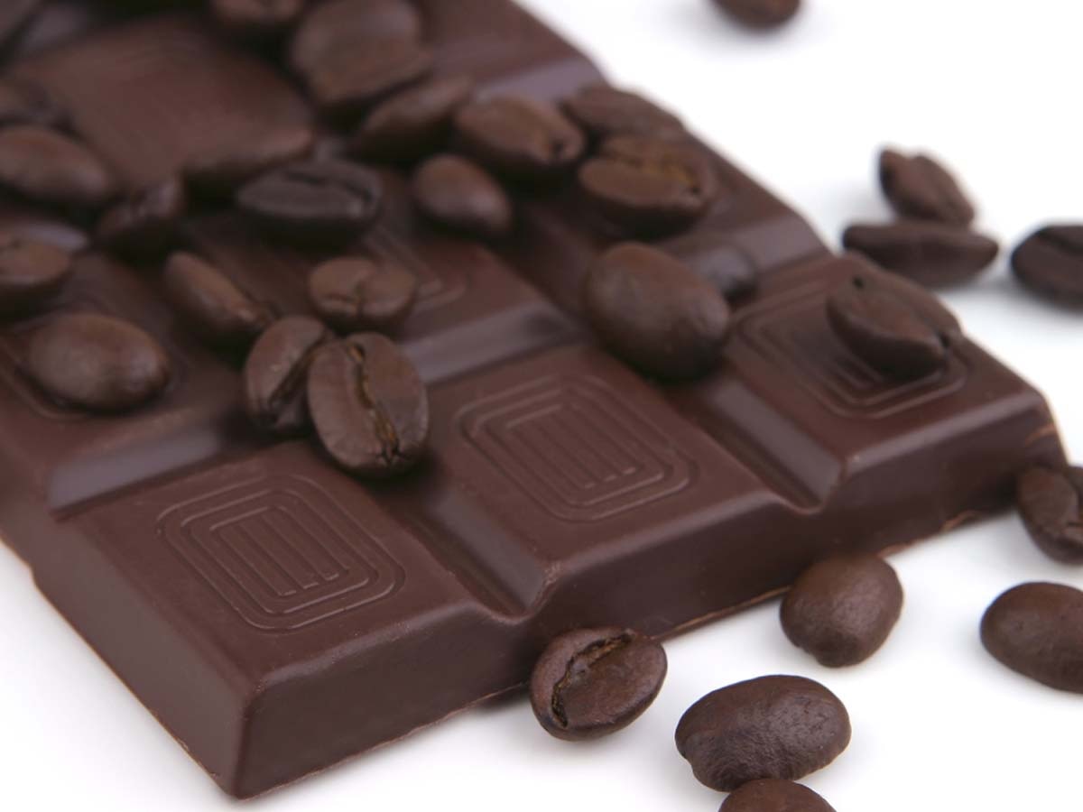 Dark Chocolate health benefits Dark Chocolate Skin Benefits | जी भर कर ...