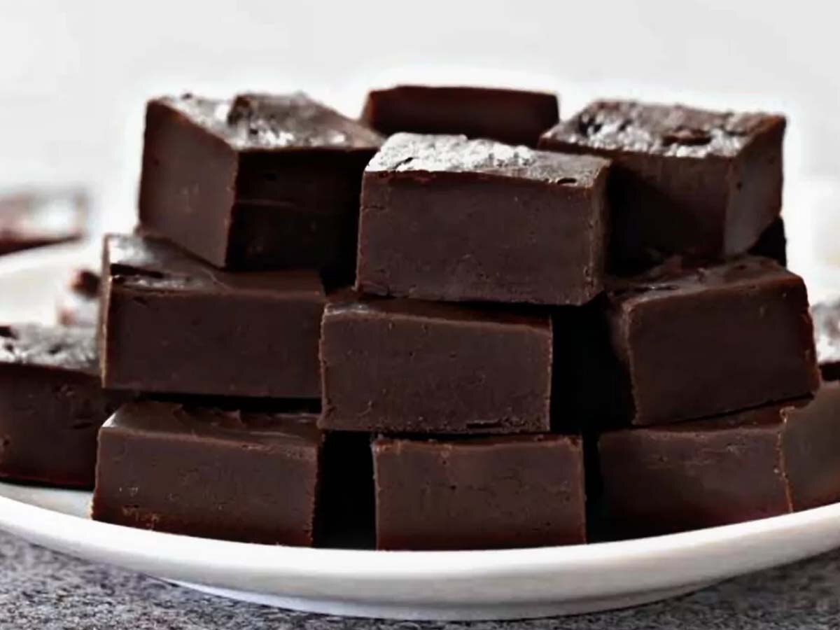 Dark Chocolate health benefits Dark Chocolate Skin Benefits | जी भर कर ...