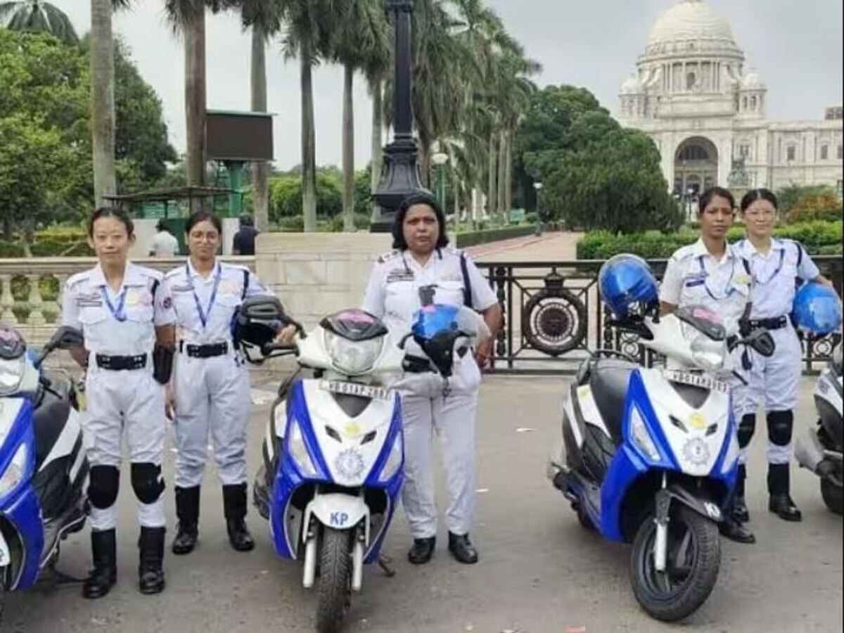 Police Uniform: ଏଠାରେ ଖାକି ବଦଳରେ ଧଳା ରଙ୍ଗର ୟୁନିଫର୍ମ ପିନ୍ଧିଥାଏ ପୋଲିସ ...