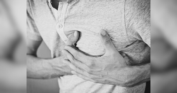 7 Symptoms That Indicate You Need To See A Cardiologist Immediately
