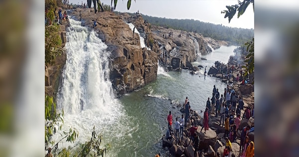 Usri fall in spate after incessant rains crowds thronged to see ...