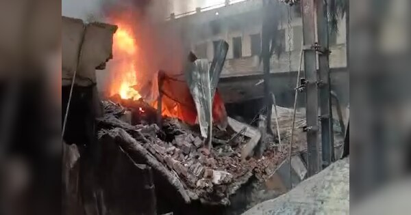 Sonipat News Fierce fire broke out in factory in Pau Maniyari area 20 ...