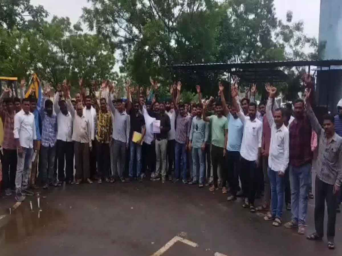 Pratapgarh News Patidar Patel and Dangi Samaj raise demand for Sardar ...