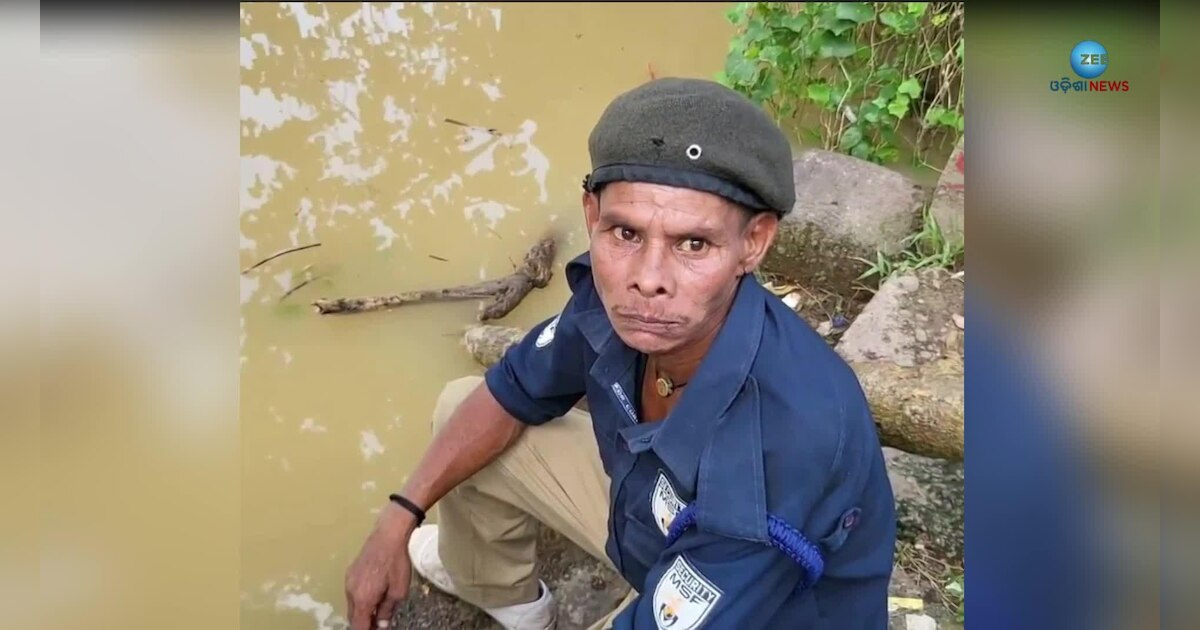 odia man eating earthworm See this viral video