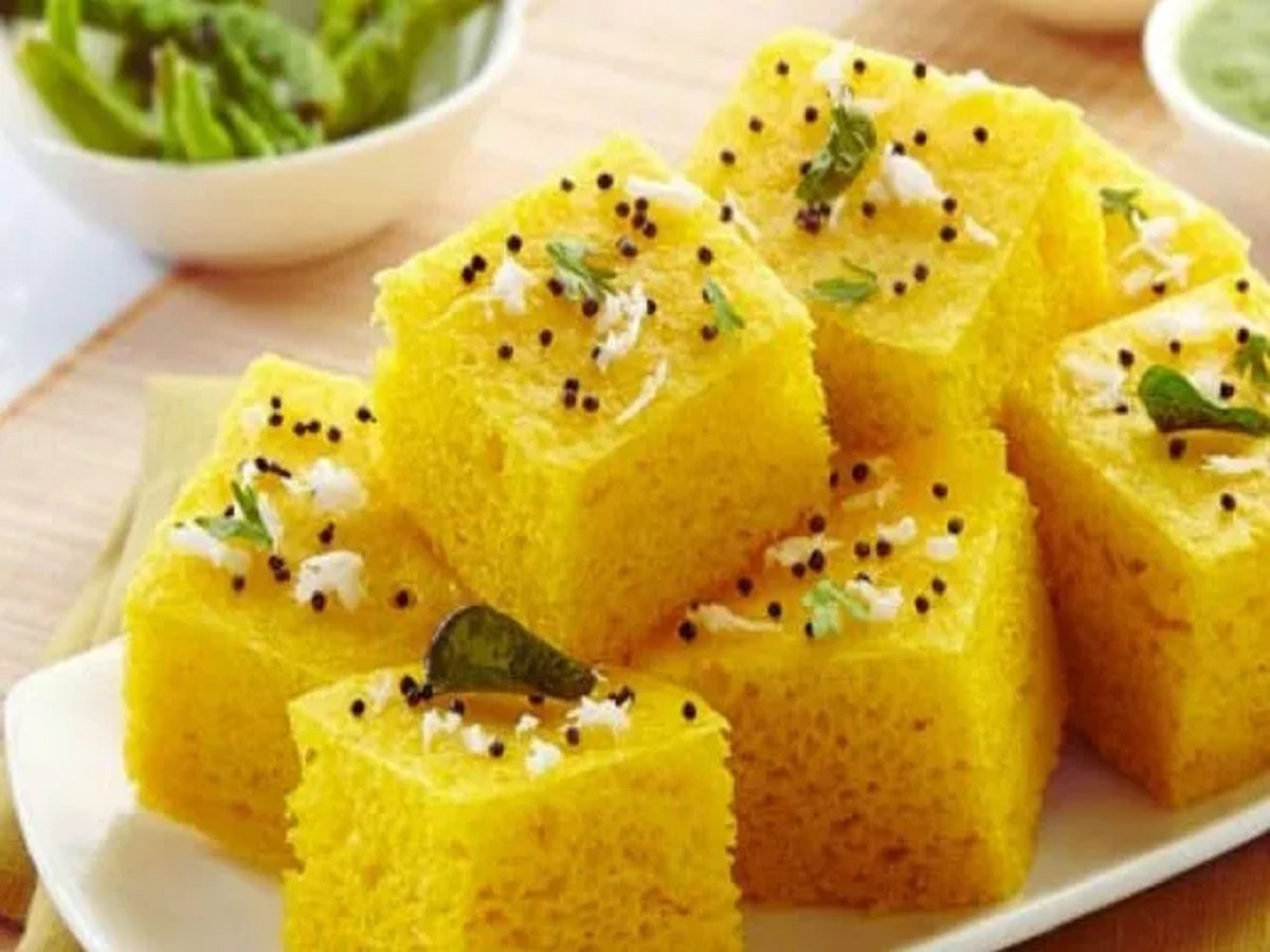 Make healthy gujarati khaman Dhokla at home in easy way know complete ...