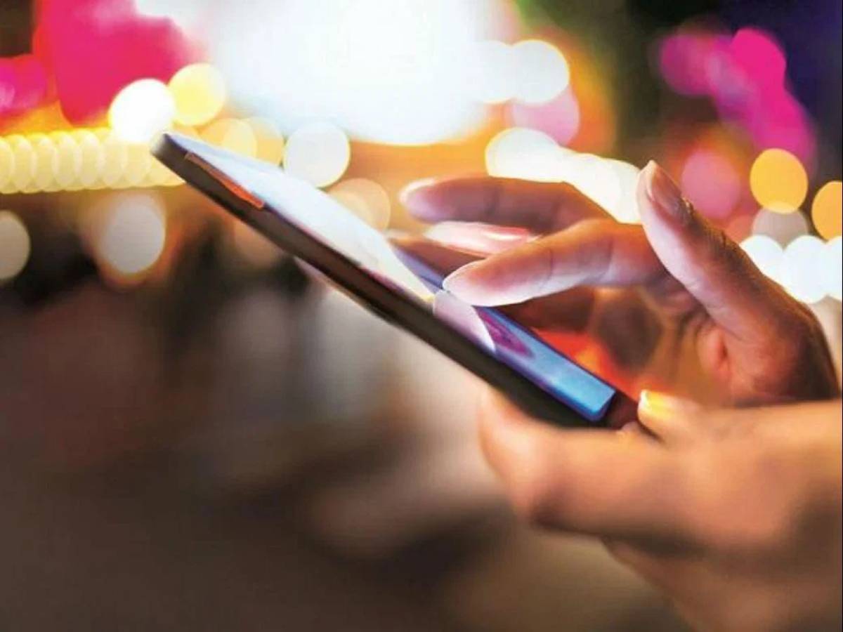 how can stop watching social media reels it is an addiction | Reel ...