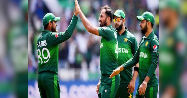 Pakistan Team bowler announced retirement from international cricket ...