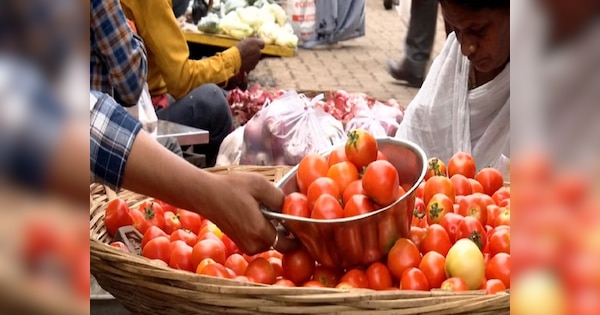Government issues instructions to NAFED and NCCF, Tomatoes will be ...