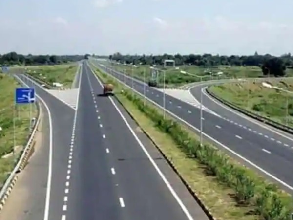 rate of five toll tax in express way india | देश के 5 एक्सप्रेस-वे ...