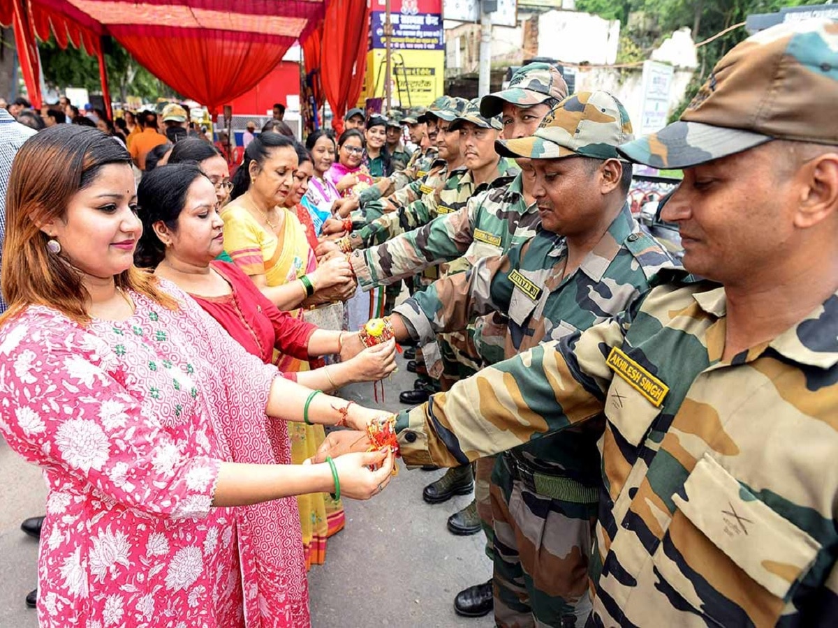 Raksha Bandhan Special Rakhi For Soldiers Posted In India Border ...