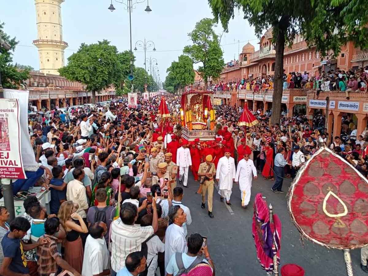 Rajasthan Jaipur Teejmata shahi sawari came out with 400 kg silver ...