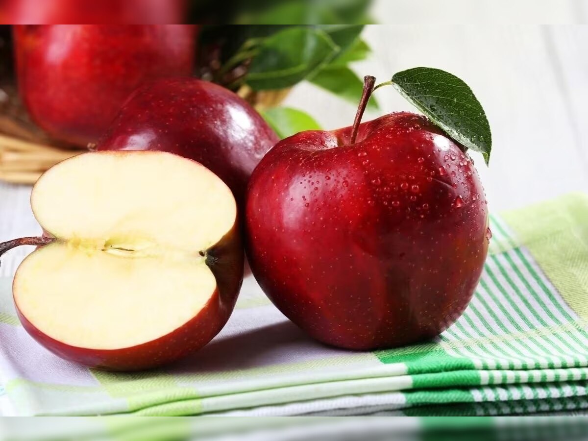 apple eating disadvantage benefits these health issue will rise after ...