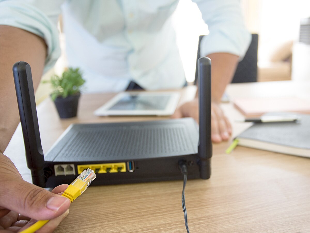 why turning off home wifi router device is very important for you ...