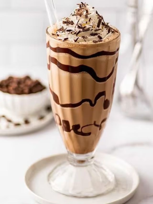 Prepare instant restaurant like creamy cold coffee at home here is easiest recipe