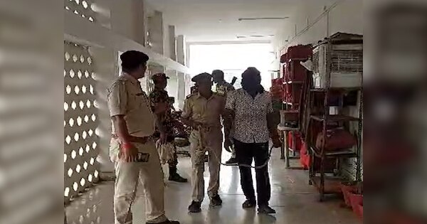 Bihar Government worker assaulted main accused Badhu Yadav arrested ...