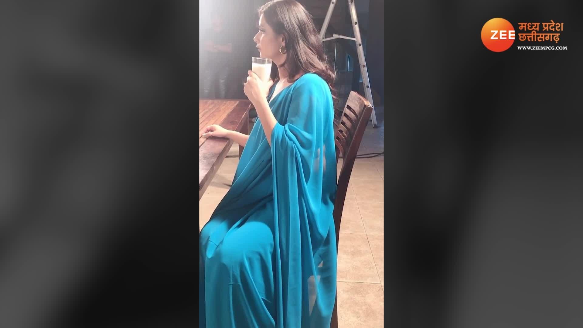 Viral Abha Paul New Video actress drinks milk with cute expressions people died watching video ...